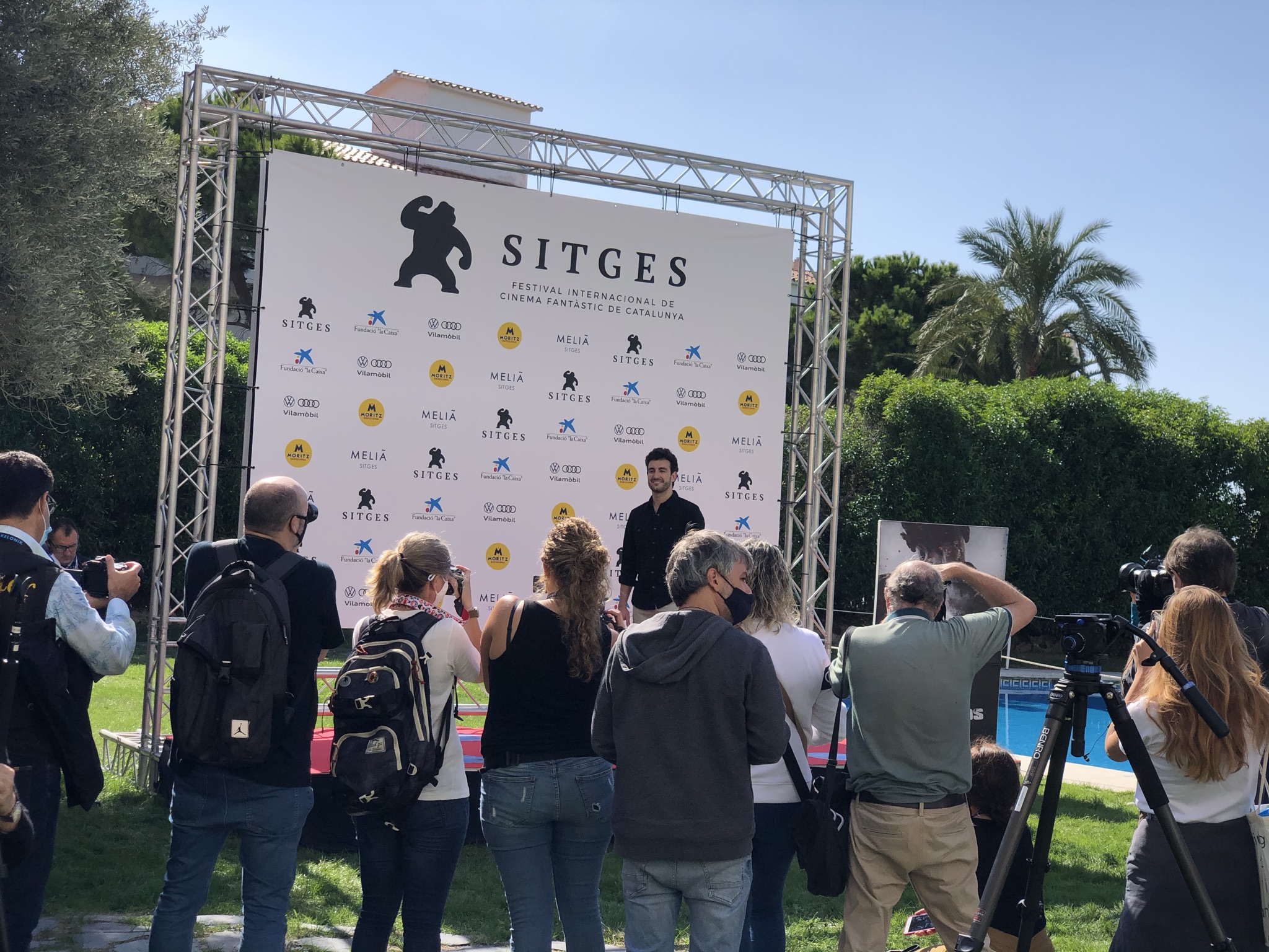 Malnazidos: Fachas y rojos vs Zombis en la inauguración del #Sitges2020 ...